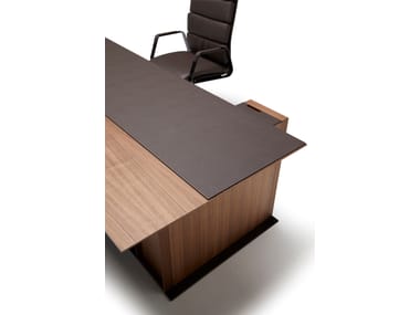 LAMESA | Executive desk Rectangular walnut executive desk By José ...