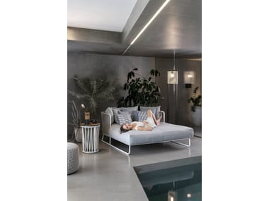 LEVANTE Round high side table By Rever | design Marco Piva