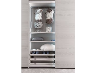 LEXINGTON | Wooden wardrobe By MisuraEmme