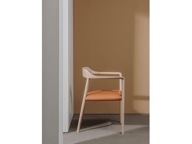 LICEO SO1545 Chair By Andreu World | design Piergiorgio Cazzaniga