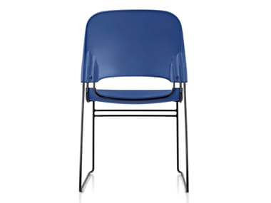 LIMERICK Stackable sled base chair By Herman Miller | design Tom Newhouse