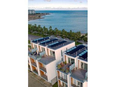 Lucernario continuo in alluminio e vetro LINEARLIGHT By Velux Commercial