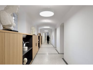 LONA SDI pendant lamp By Intra lighting