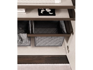 LONDON | Eco-leather wardrobe Sectional Eco-leather wardrobe By MisuraEmme