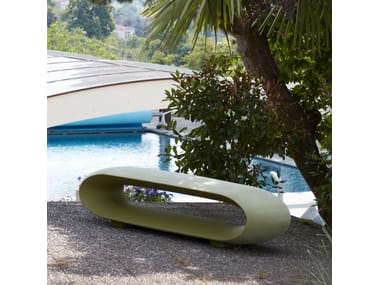 LOOP MOLESKIN garden bench By Serralunga