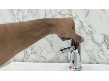 LOTUS TOP FILL Soap dispenser By Stern