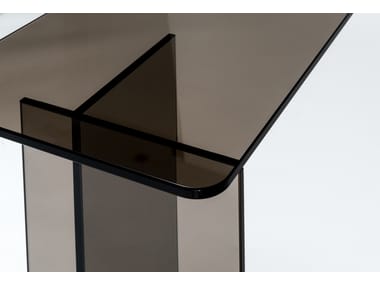 LUCENT | Coffee table for living room By Case design Matthew Hilton