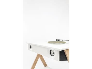 LX X TURNTABLE OAK Speaker By La Boite concept