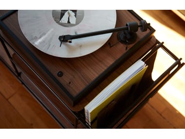 SQUARE WALNUT Record player By La Boite concept