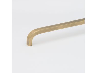 CURVE Furniture handle By Lo & Co Interiors