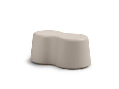 PEANUTS Polyethylene garden bench By Lyxo Design | design Simone Micheli