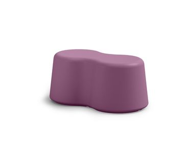 PEANUTS Polyethylene garden bench By Lyxo Design | design Simone Micheli