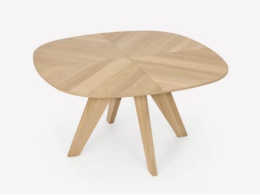 MAIDO SQUIRCLE Extending solid wood dining table By Anesis