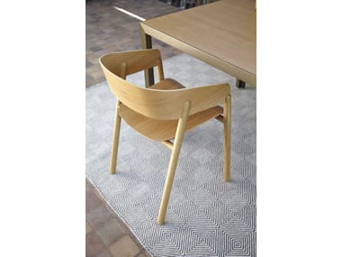 MAVA WOOD Chair By Punt | design Stephanie Jasny