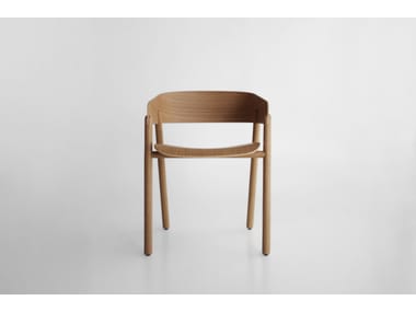 MAVA WOOD Chair By Punt | design Stephanie Jasny