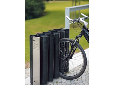 Steel Bicycle rack MEANDRE By mmcité1 design David Karásek, Radek Hegmon