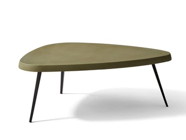 MEXIQUE OUTDOOR Garden table with multi-layer wood top By Cassina ...