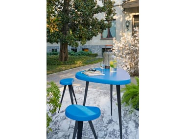 MEXIQUE | Stool By Cassina