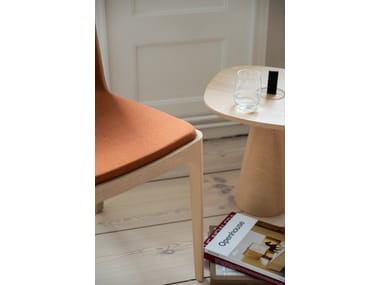 MIGO | Table basse en frêne By MOR DESIGN design Daniel Schofield