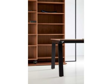 MITIS EXTREME | Writing desk By Punt design Mario Ruiz