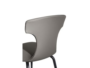 MONTERA MAS Upholstered leather chair By Poltrona Frau | design Roberto ...