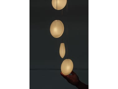 OVA Pendant lamp By Matthew McCormick