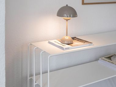 RIA Console table By Metallbude