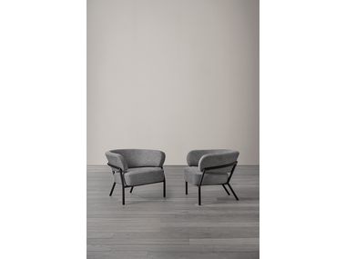 NANÌ Fabric armchair with armrests By Meridiani | design Andrea Parisio