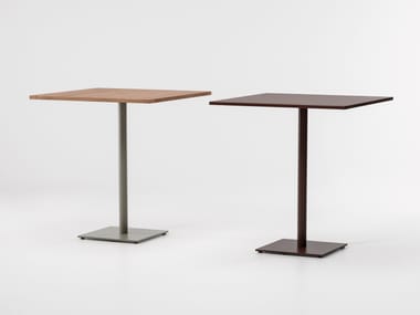 NET Square garden table By Kettal