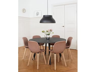 NEU 12 | Upholstered chair By Hay