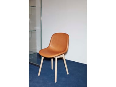 NEU 13 | Upholstered chair By Hay