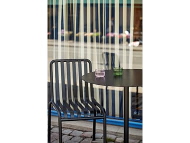 NEU Square table with 4-star base By Hay