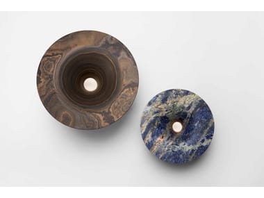 STROBILO Floor lamp By NEUTRA