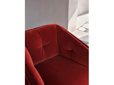 FASHION Easy chair By NICOLINE