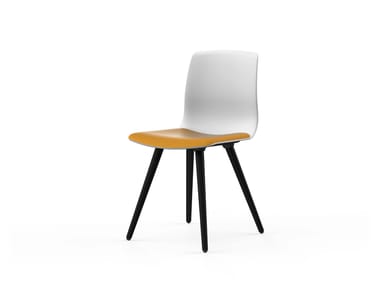 NOOM 50 | Chair By ACTIU design Alegre Design
