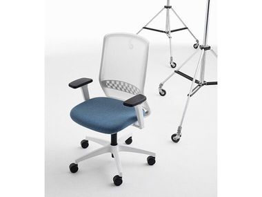 HALLEY WHITE 01 Office chair By Nahu