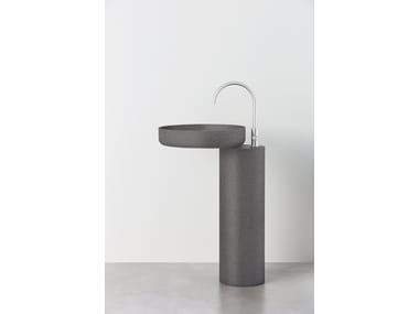 O_O Freestanding round washbasin By Rexa