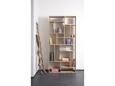 OAK M-RACK | Bookcase By Ethnicraft