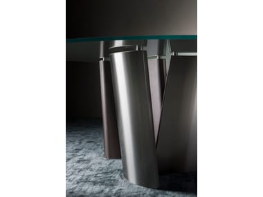 MADISON PM4010/1 Round glass and steel table By OAK