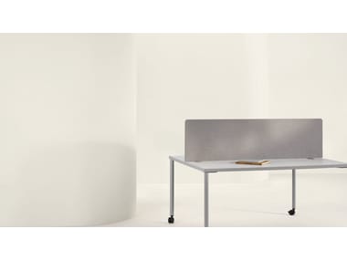 OE1 Sound absorbing mobile desktop partition By Herman Miller | design ...