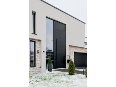 SYNUA 3TT Energy-saving entry door By OIKOS VENEZIA