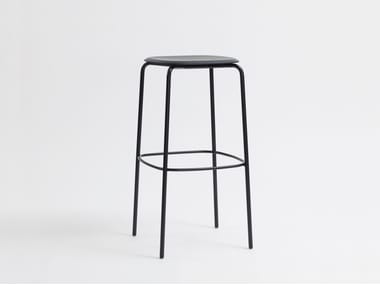 OKITO | Stool Okito Collection By ZEITRAUM design Läufer + Keichel