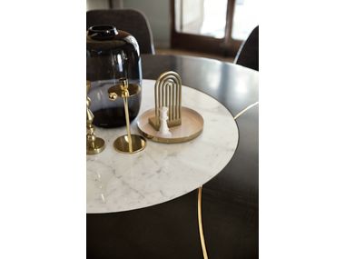 OLIVER | Round table By OPERA CONTEMPORARY design Castello Lagravinese