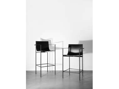 OMBRA High stool with armrests with back By Lema | design Piero Lissoni