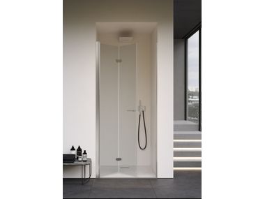 OMEGA Niche glass shower cabin By DISENIA