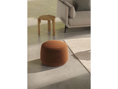 MOLE Round fabric pouf By Omelette Editions