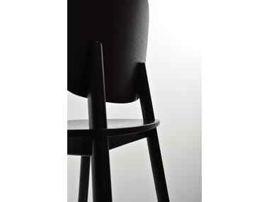 PADDLE Wooden chair By CRUSO | design Benoît Deneufbourg