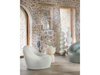 LOOP Armchair By PARLA