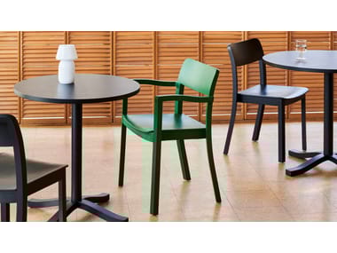 PASTIS Stackable wooden chair By Hay | design Julien Renault