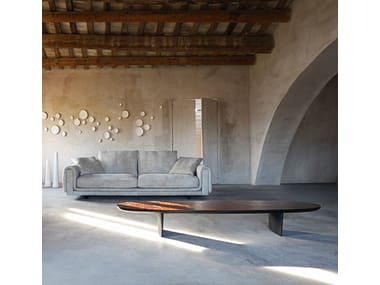 NATIV Low oval solid wood coffee table By Roche Bobois | design Raphaël ...